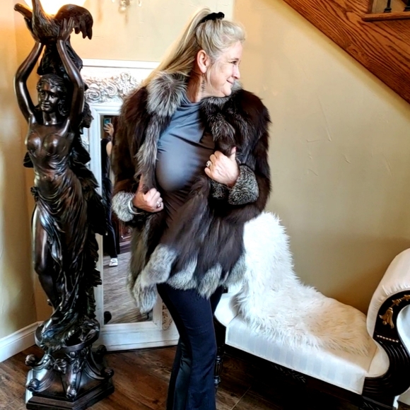 Atlanta Furs | Jackets & Coats | Plush Silver Fox Coat Stroller ...